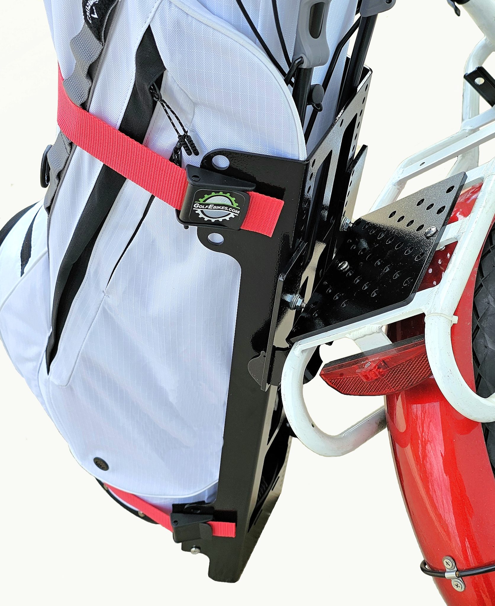 Divnick Golf Bag Carrier